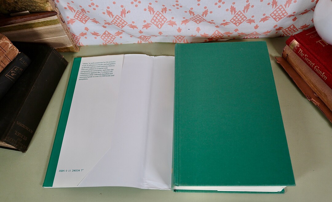 Vintage Book A Bibliography of British Railway History Book Compiled by ...