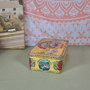 Vintage French Tin Languedoc Roussillon Biscuit Tin - Etsy