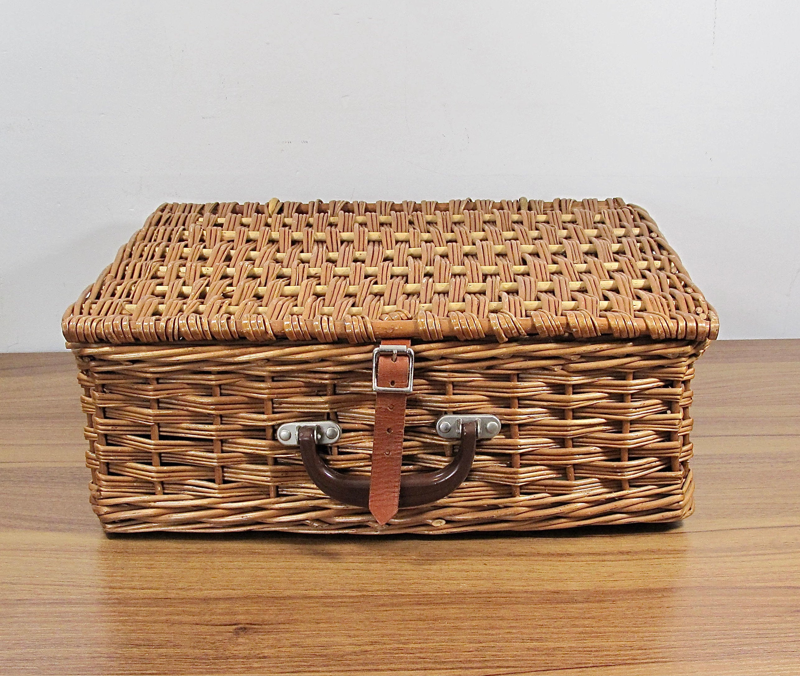 Vintage Rustic Wicker Coracle Picnic Basket Retro Boho Old - Etsy