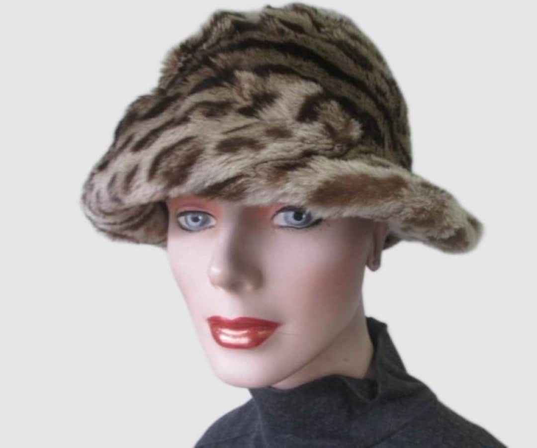 Women's Sz 22" Vintage Spotted Fur Hat in Mint Condition - Etsy
