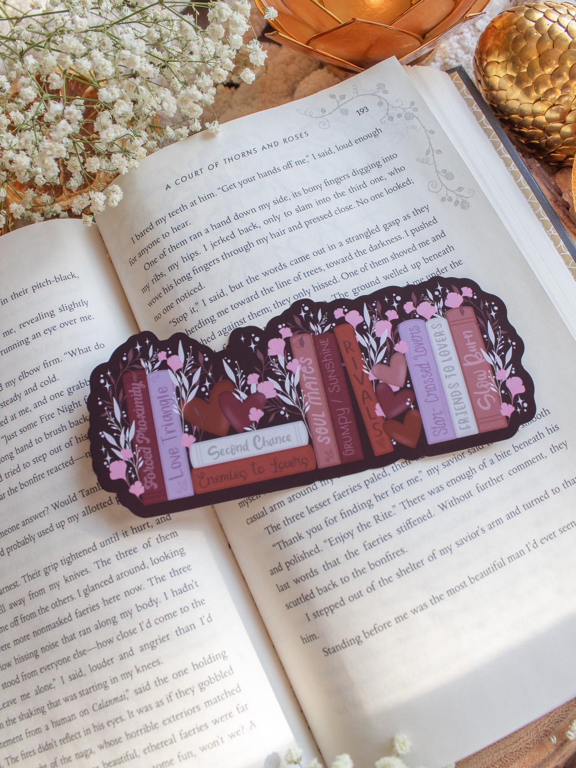 Romance Bookshelf Bookmark: Valentine's Day Book Lover Gift - Etsy
