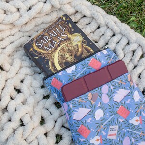 Throne of Glass | Water-resistant Book / Tablet Sleeve | Extra Large ...