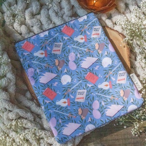 Throne of Glass | Water-resistant Book / Tablet Sleeve | Extra Large ...