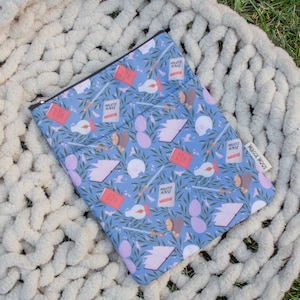 Throne of Glass | Water-resistant Book / Tablet Sleeve | Extra Large ...