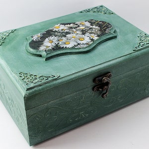 Daisy Tea Box, Wooden Jewelry Box, Elegant Gift for Woman, Green ...