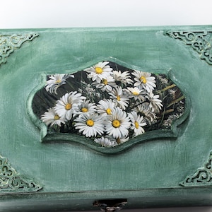 Daisy Tea Box, Wooden Jewelry Box, Elegant Gift for Woman, Green ...
