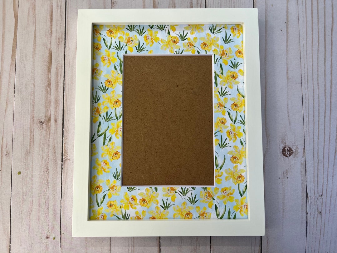 Daffodil Picture Frame | Personalized Picture Frame 5x7 - Etsy