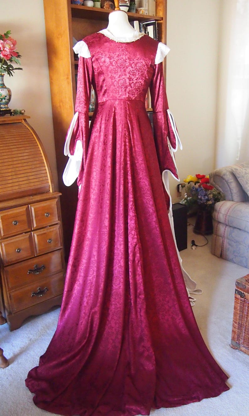 Houppelande Medieval 1300s 1400s Italian French Renaissance Dress Gown ...