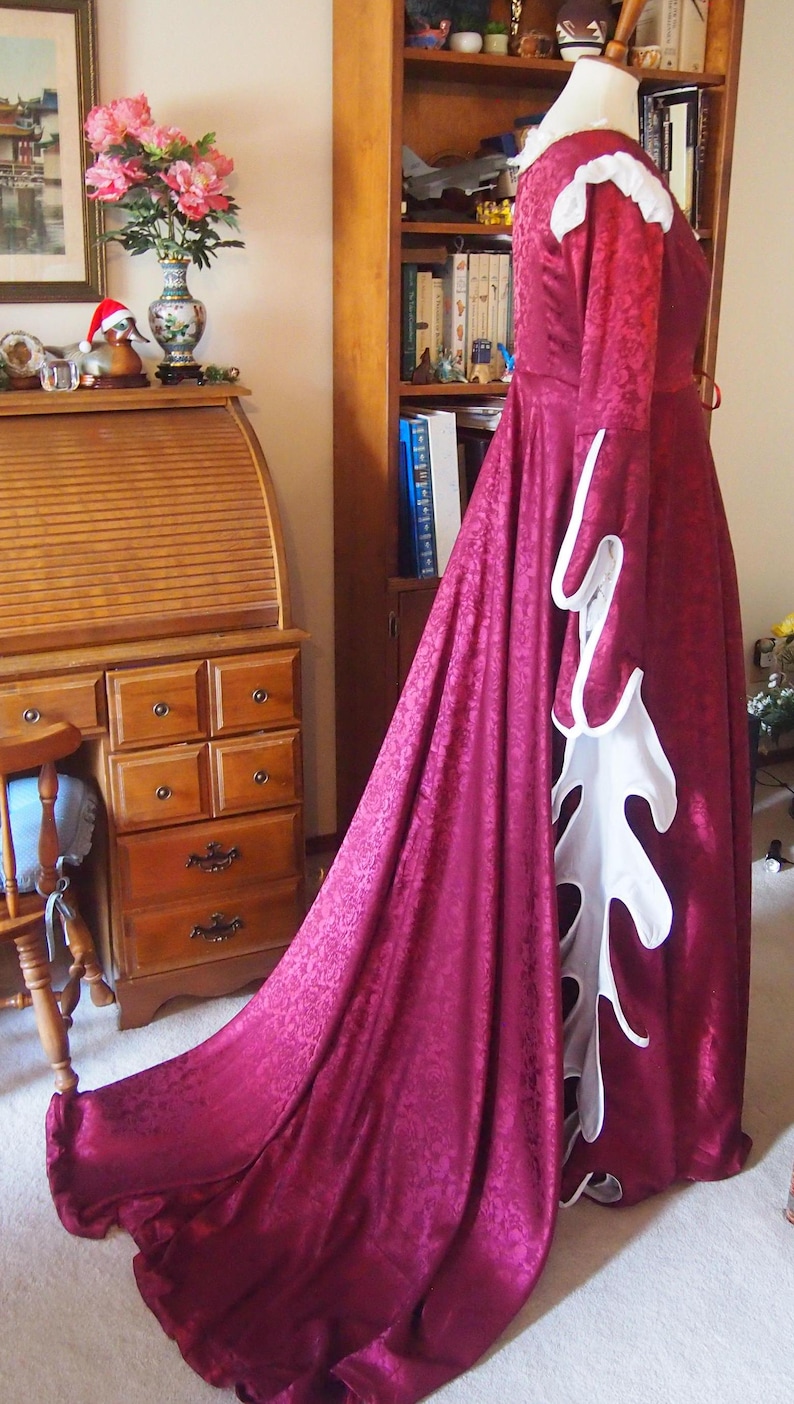 Houppelande Medieval 1300s 1400s Italian French Renaissance Dress Gown ...