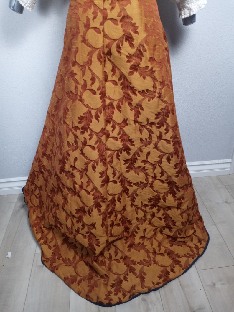 Medieval Side-lacing 14th Century Women's Surcoat Over Dress Coat ...