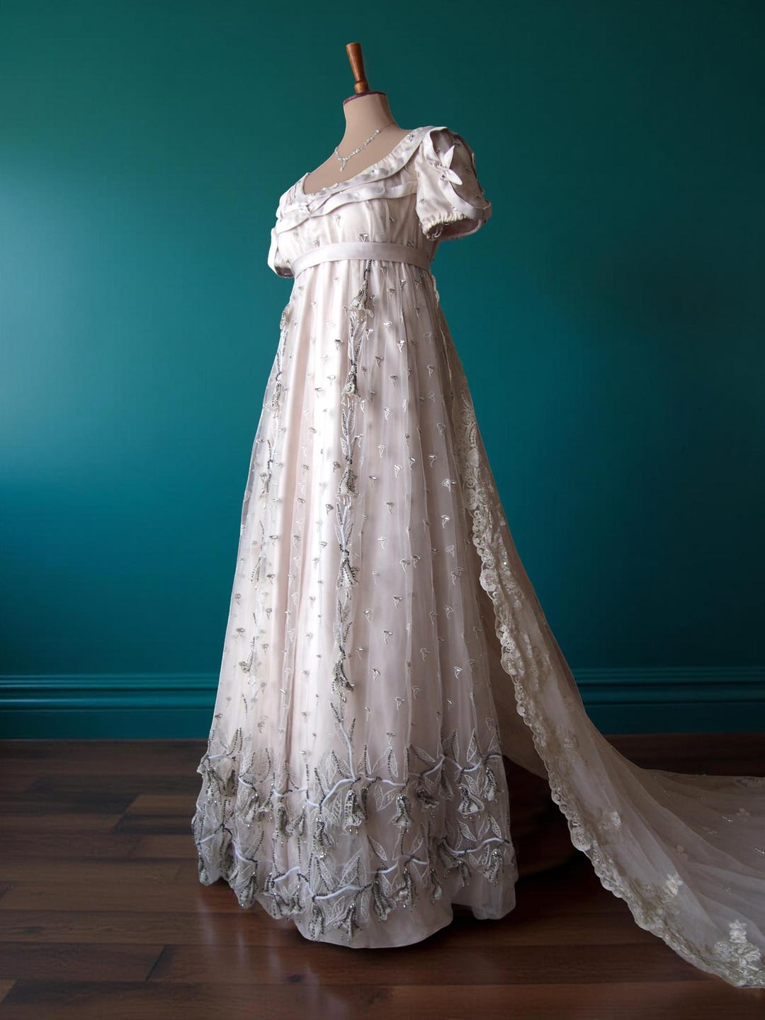 Regency Wedding Dress - Replica Princess Charlotte 1814 Engagement Gown ...