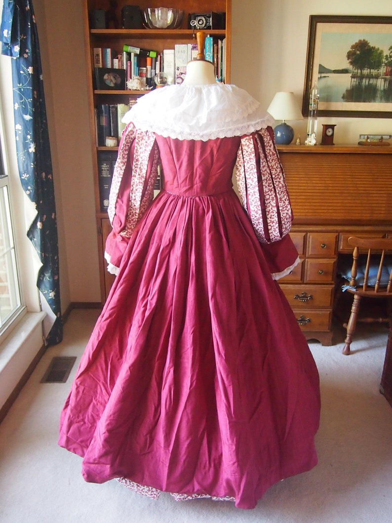 THEATER-MADE Authentic Reenactment Gown - Queen Elizabeth Elizabethan ...