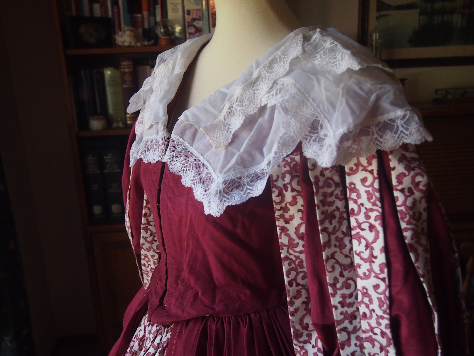 THEATER-MADE Authentic Reenactment Gown - Queen Elizabeth Elizabethan ...