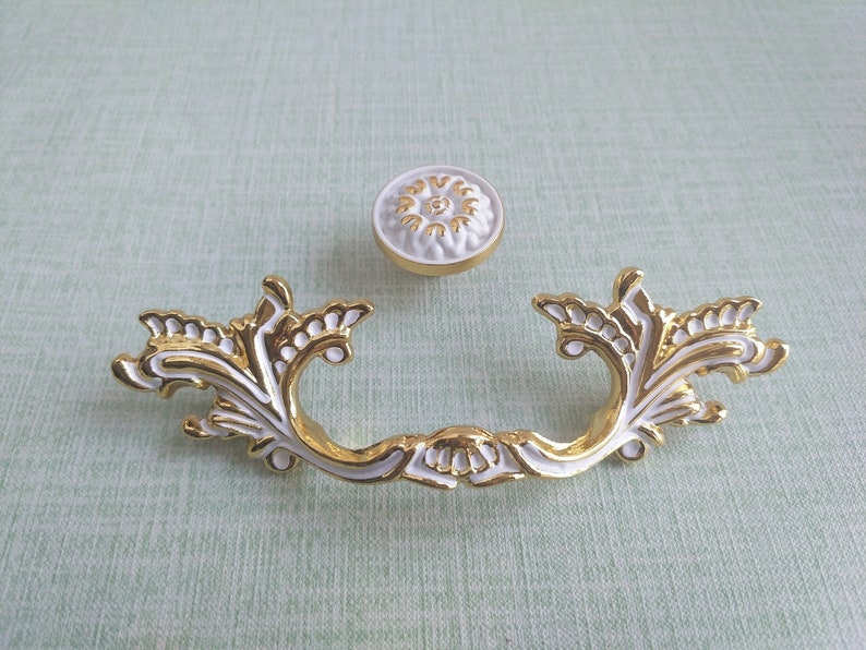 Shabby Chic Dresser Drawer Knobs Pulls Handles Creamy White - Etsy