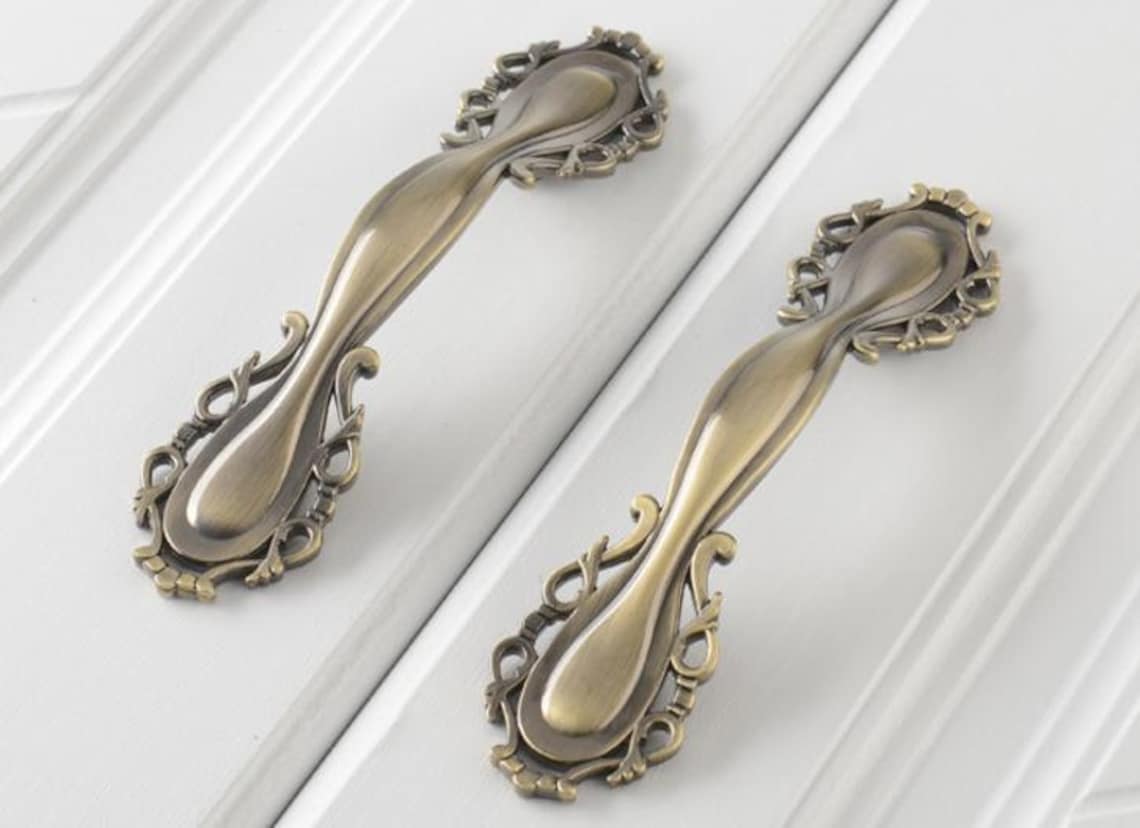 Chic Drawer Pulls / Kitchen Drawer Flower Pull Handles Cabinet | Etsy