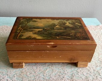 Small cedar box | Etsy