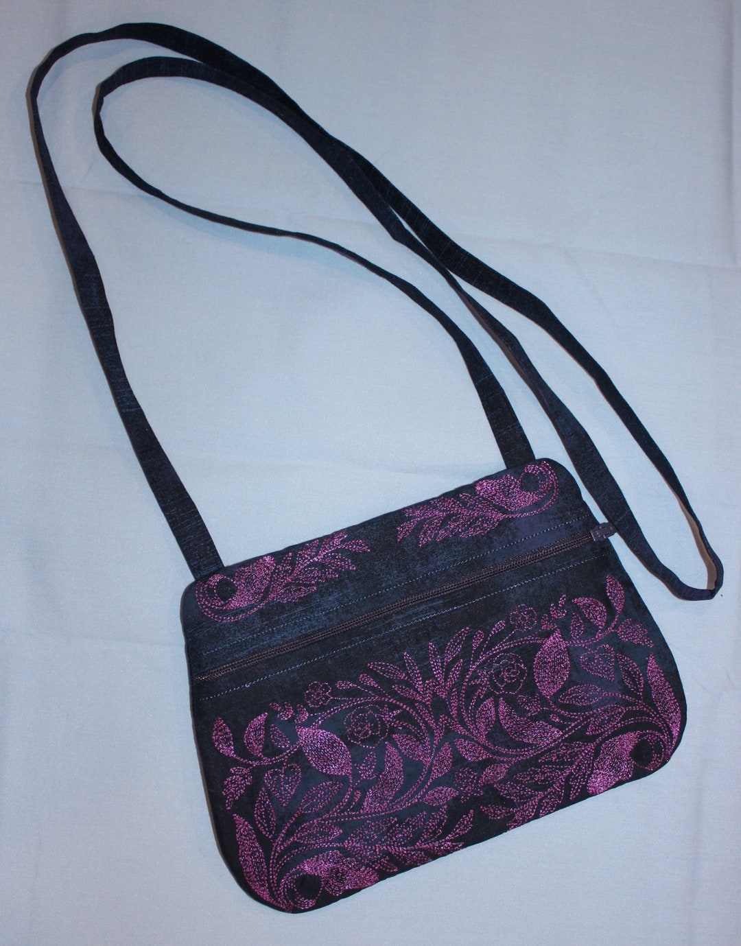 Machine Embroidered Small Purse or Zipper Pouch With Shoulder Strap ...