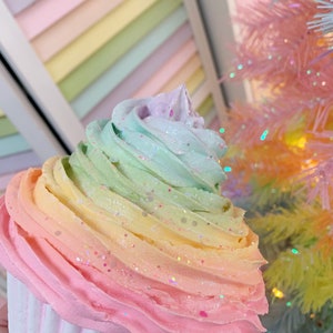 Cupcake Tree Topper, Cupcake Tree Pick, Candy Tree Decor, Giant Cupcake ...