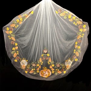 Autumn Queen Pumpkins and Leaves Veil - Etsy