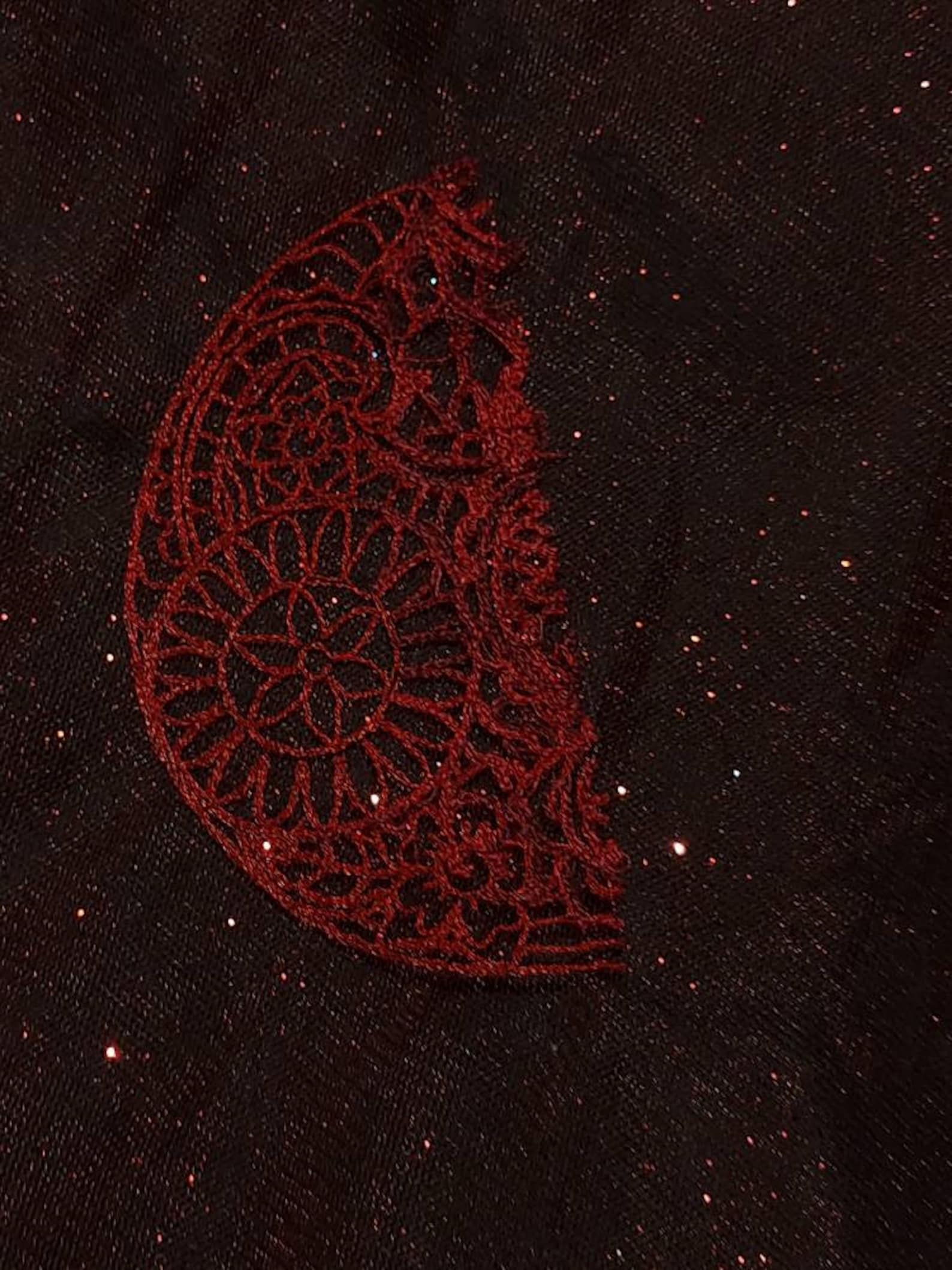BLOOD MOON Gothic Glittering Red Moon Phase Veil - Etsy UK