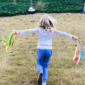 Handmade Toy: Rainbow Ribbon Hand Kite / Waldorf Toys Toddler ...