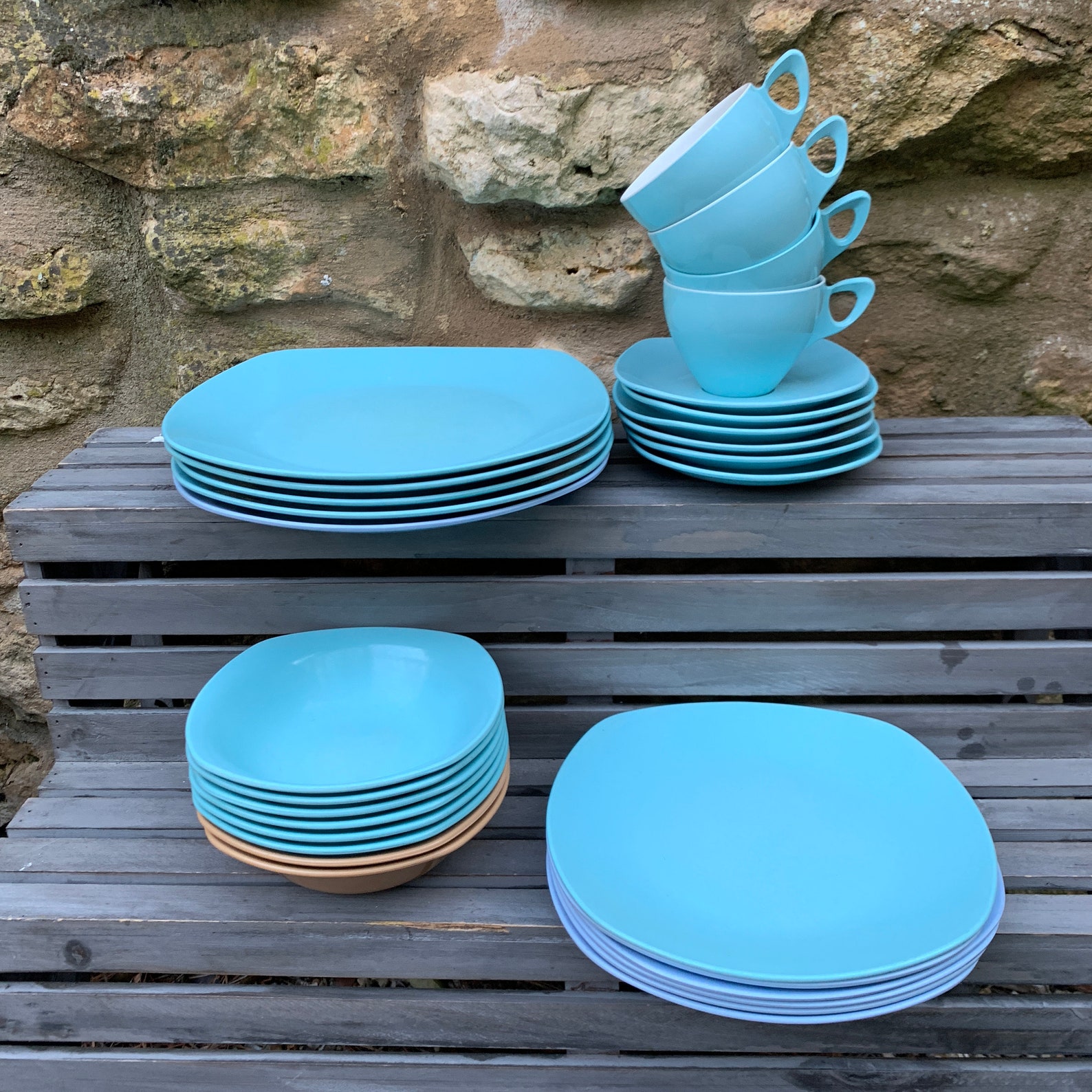 Midwinter Modern Melamine Picnic Ware A Selection of Plates - Etsy UK