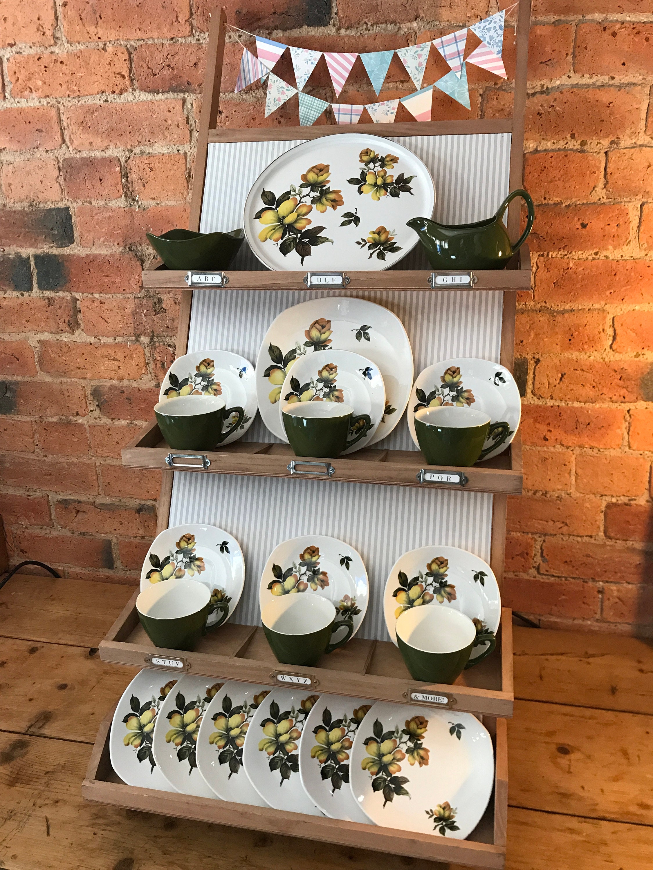 Midwinter Magnolia Tea Set - Vintage 1960s Green & Yellow 23-Piece Set ...
