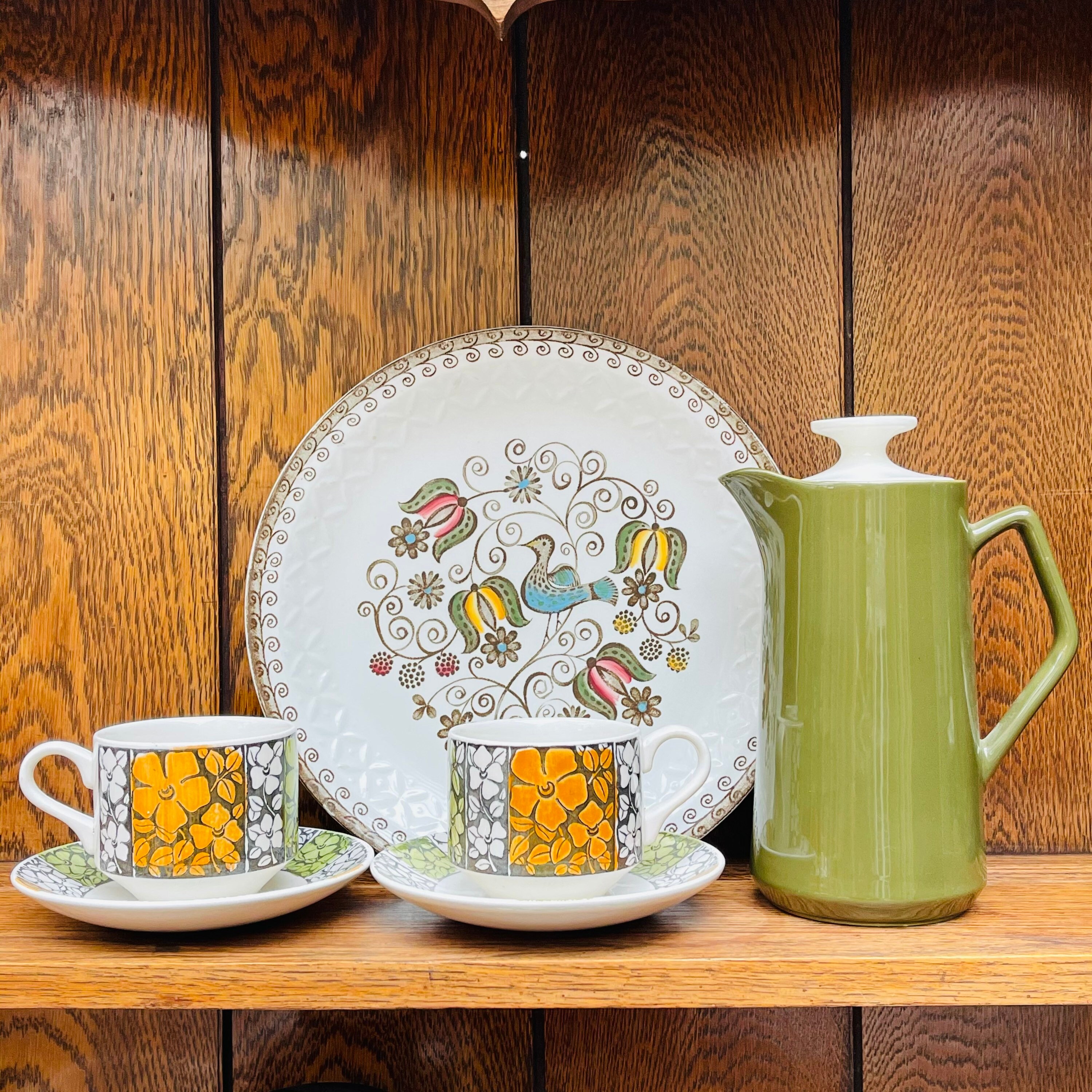 Kathie Winkle Fleur Teacups and Saucers for Broadhurst Pottery - in ...