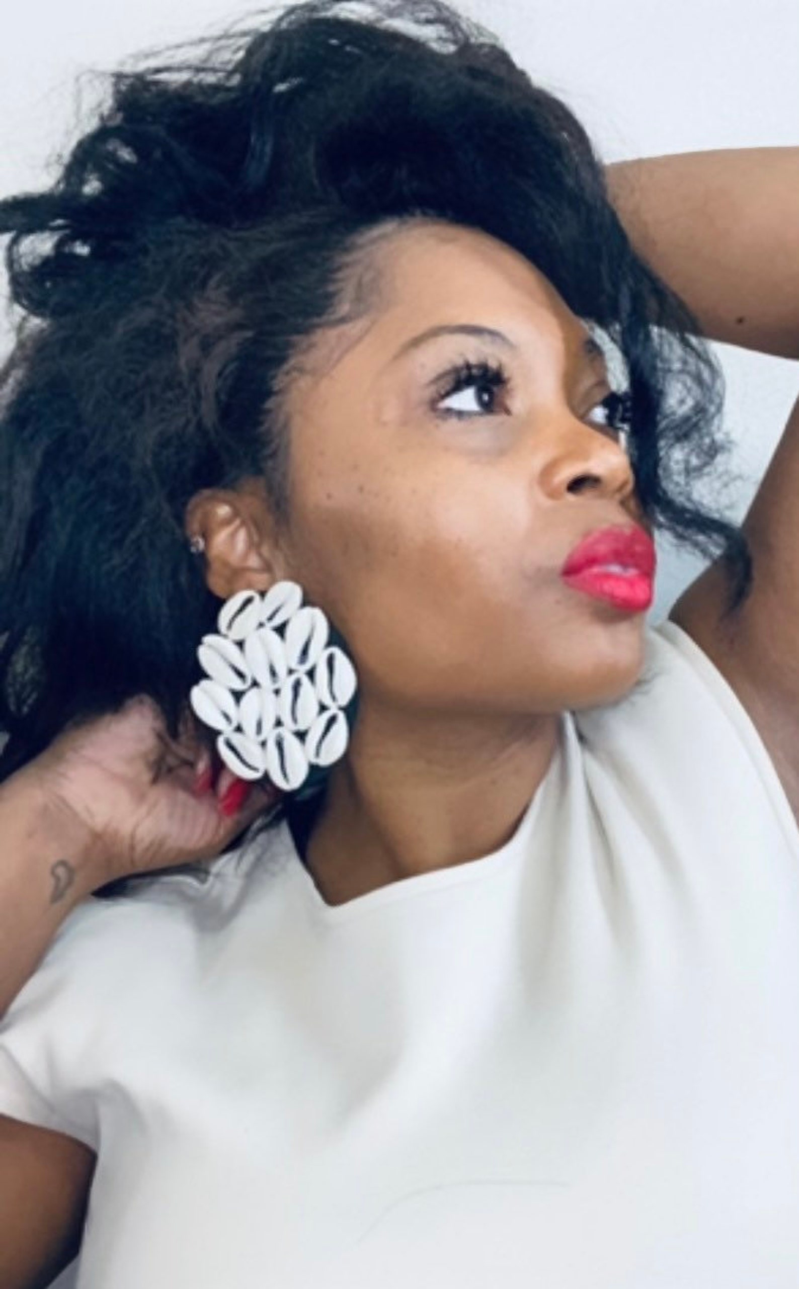 Crowrie Shell Cluster Earrings - Etsy