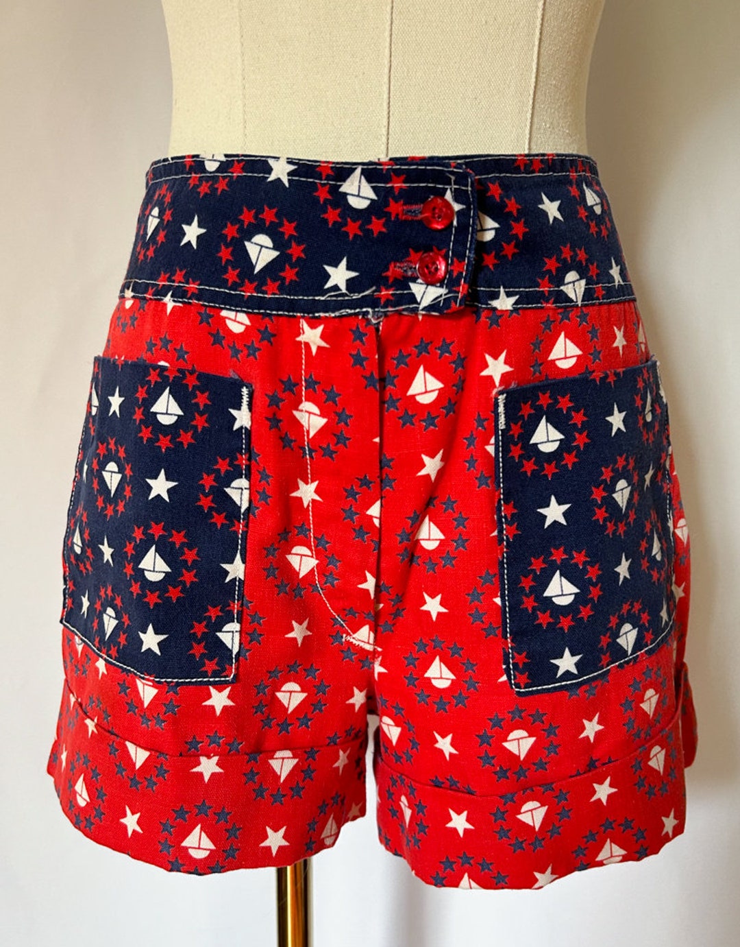 Vintage 70s Red White Blue Boat Short Shorts W Star Sailboat Pattern S ...