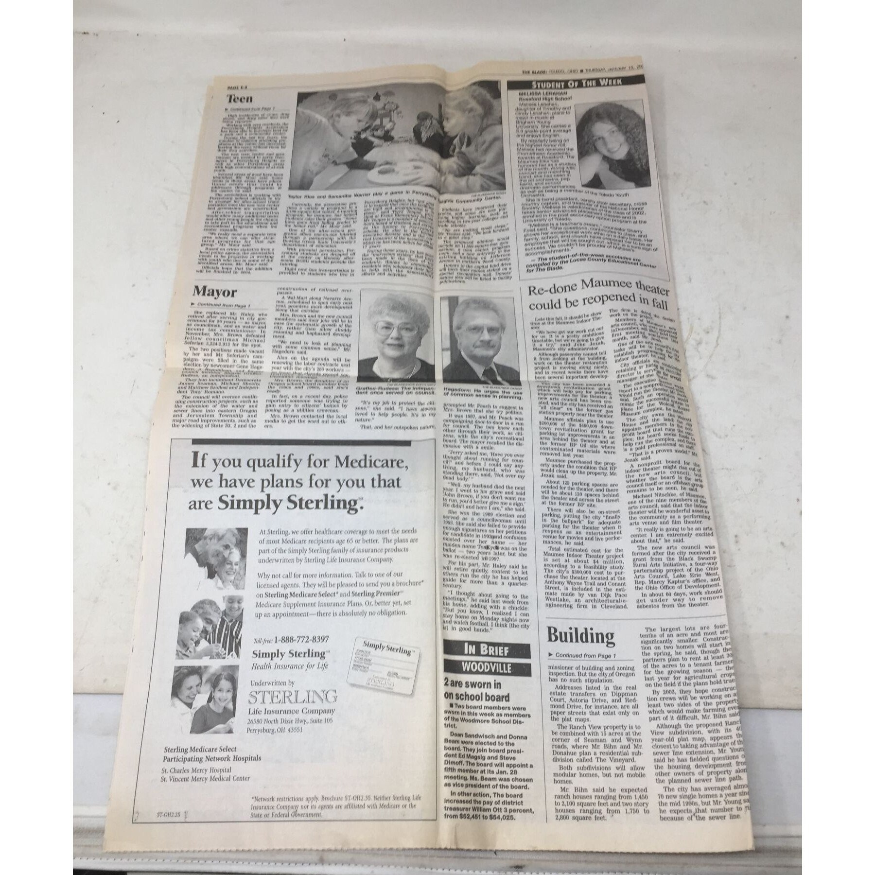 Vintage Collectible Newspaper neighbors East Jan. 10, 2002 - Etsy