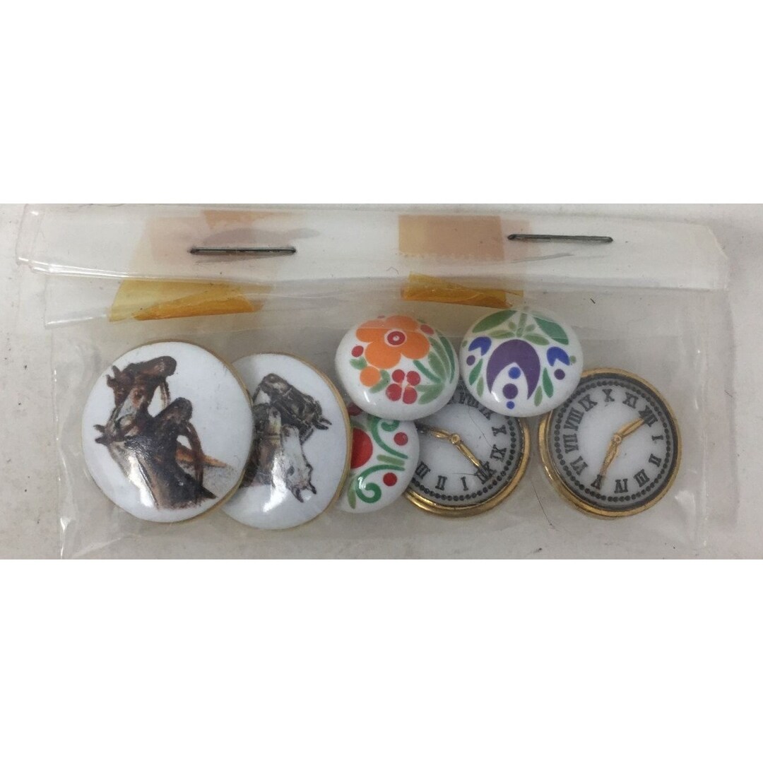 Vintage Miscellaneous Bag of Buttons for Jewelry/clothing 7 - Etsy