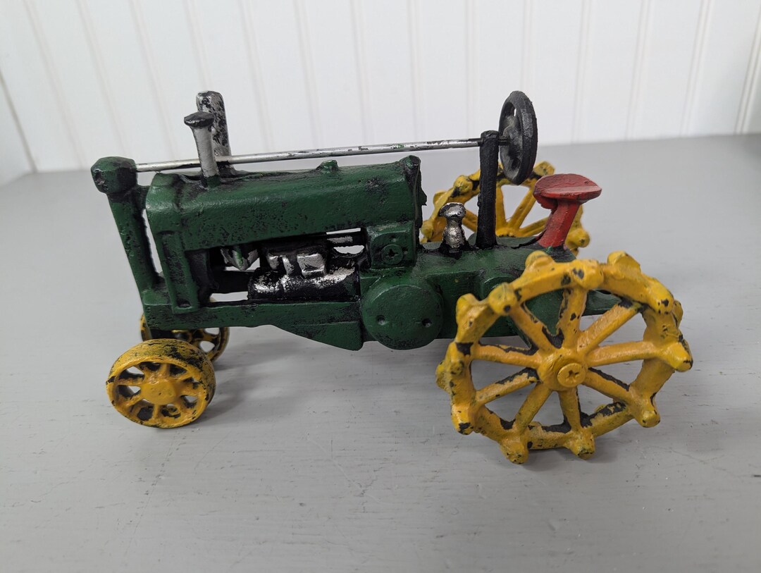 Vintage Cast Iron Green & Yellow John Deere Toy Metal Tractor 8 Old ...
