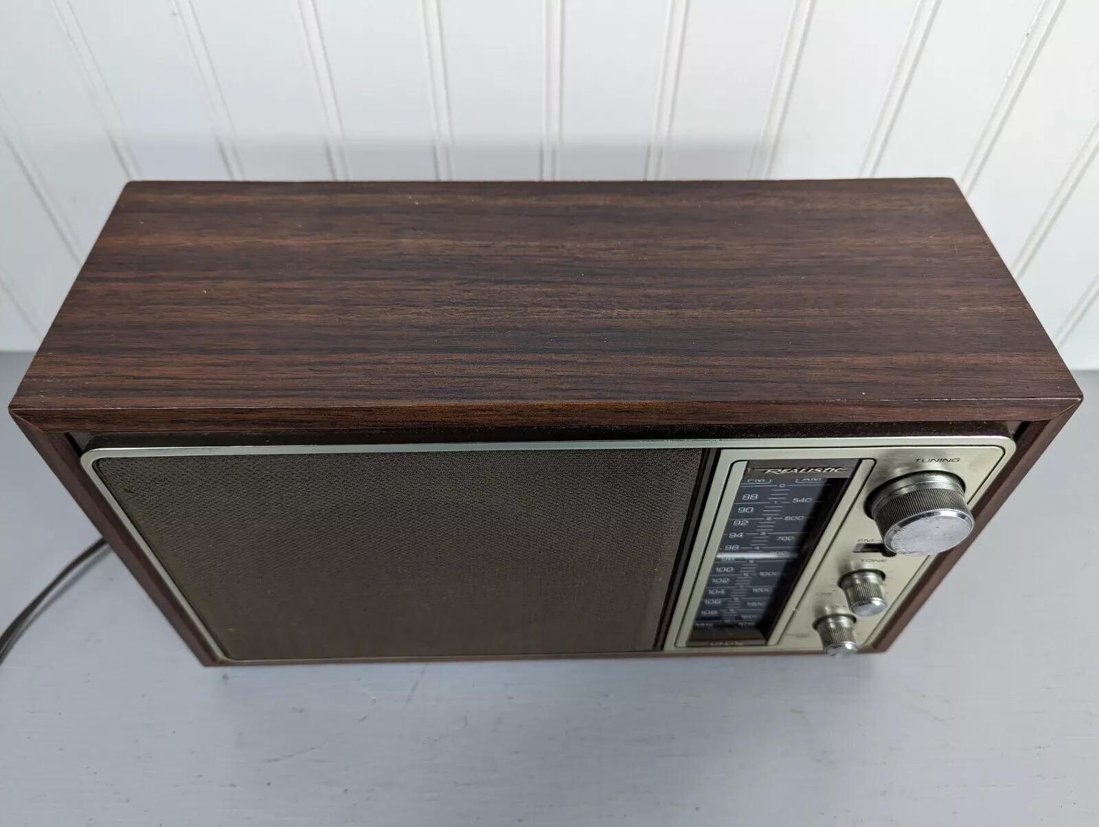 Vintage Realistic MTA-8 AM/FM Radio Model 12-689A Tested & Works - Etsy