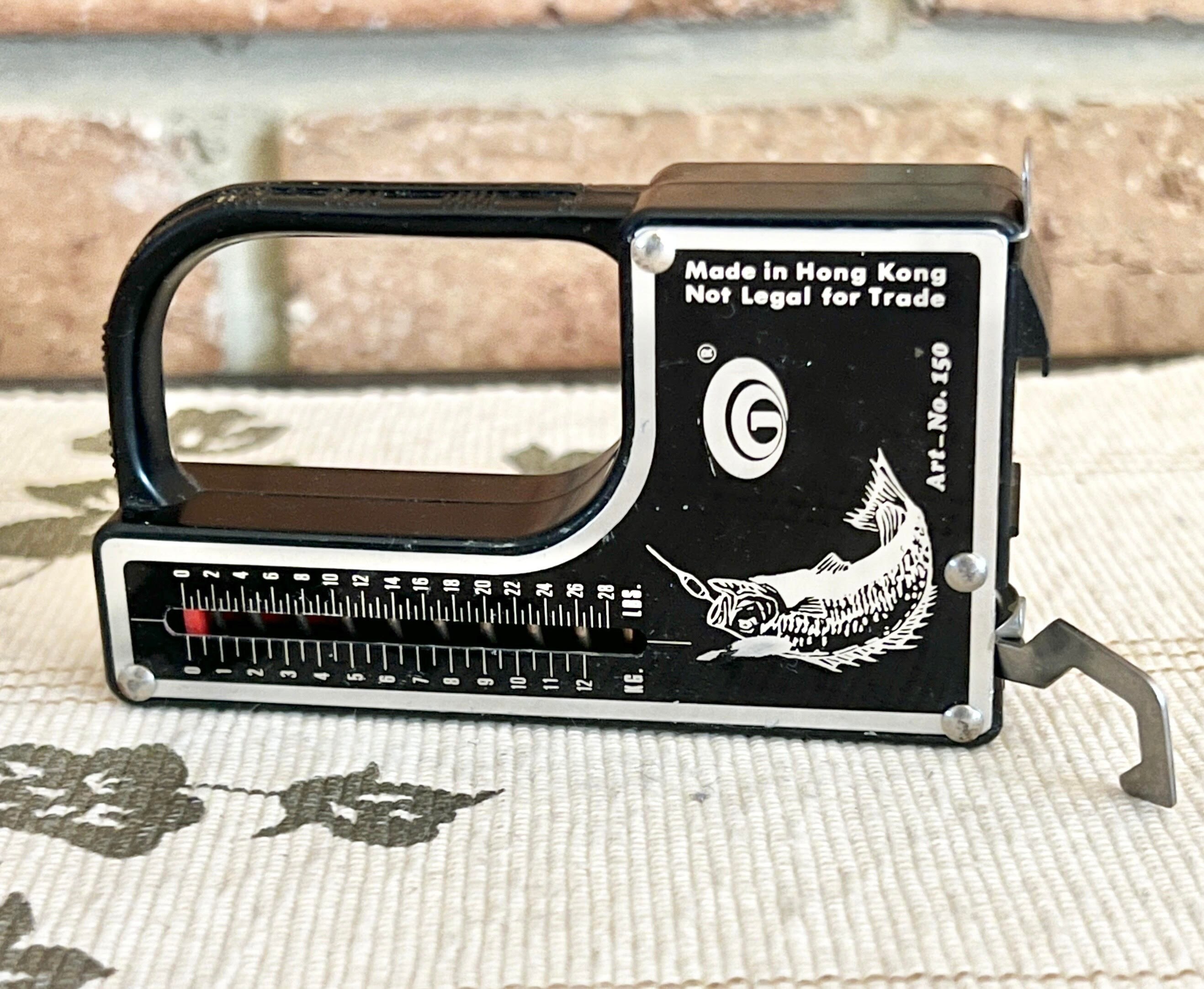 1970s vintage Eagle Claw fish weighing scale made in Hong Kong