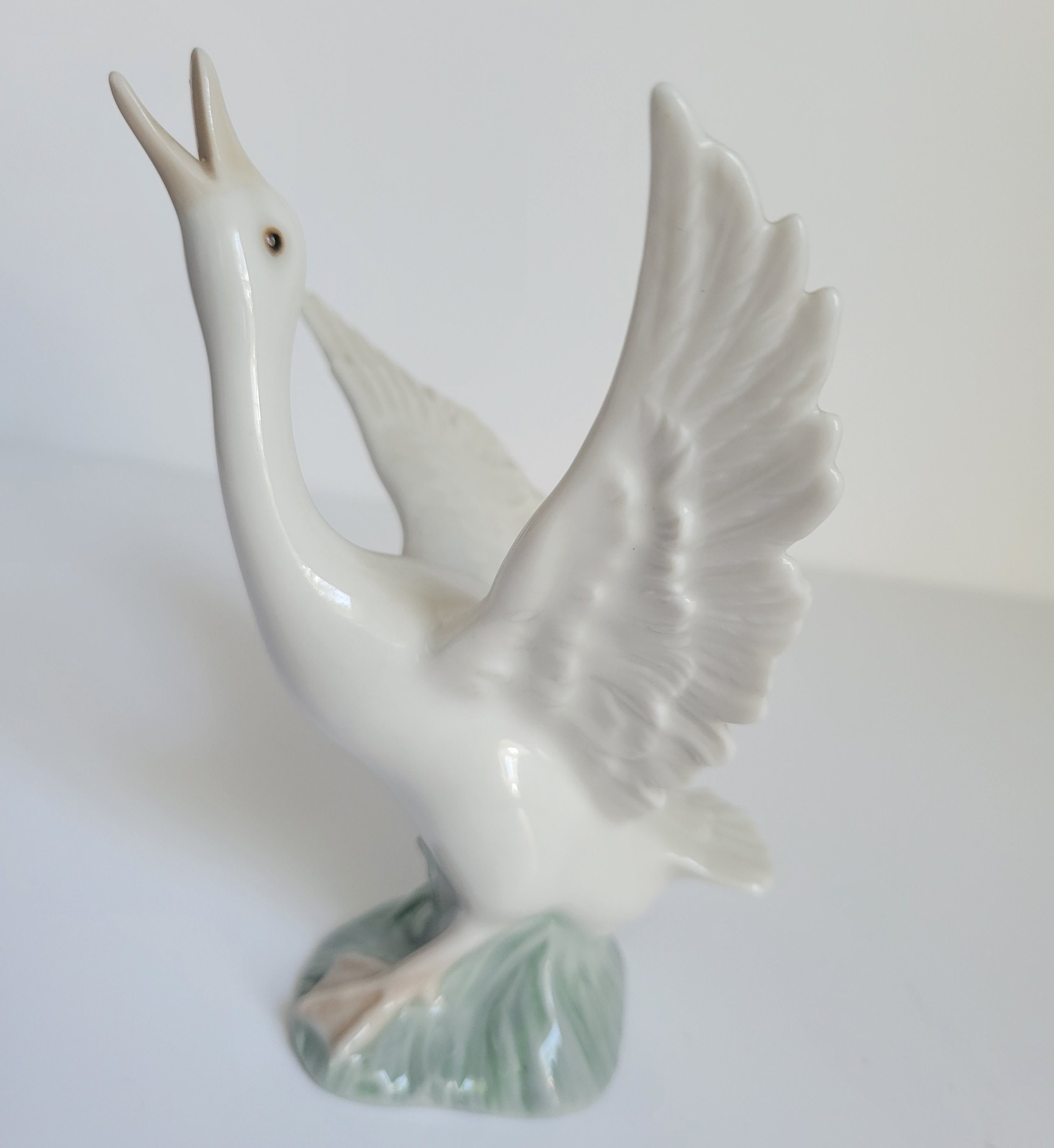 Flying Duck - LLADRO Porcelain Figurine - Ref. No. 1264 - 5in - Etsy