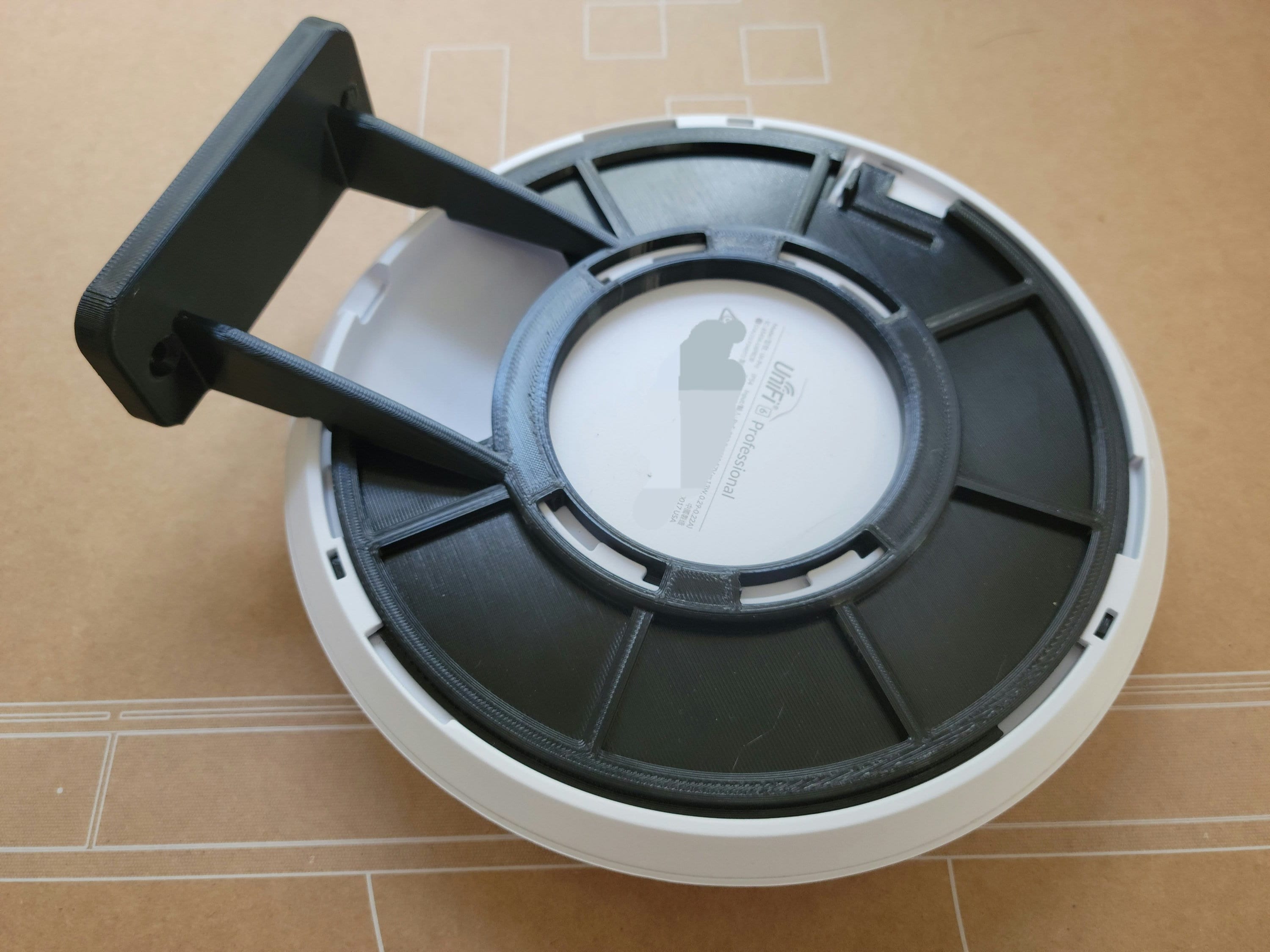 Unifi Ubiquiti Horizontal Wall Mount for U7-pro, U6-pro, U6-LR, & U6 ...