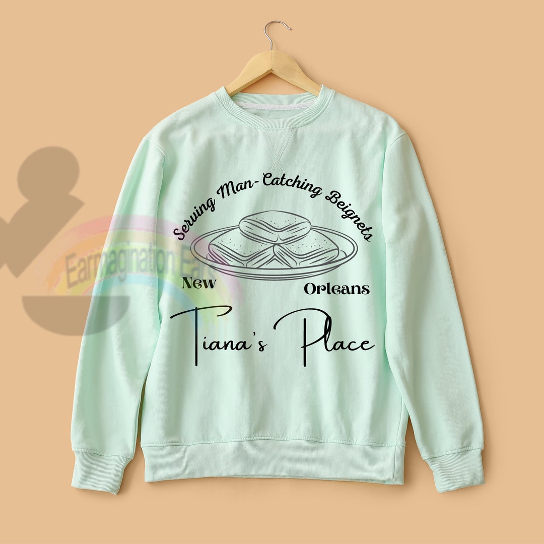 Princess Tiana | Man Catching Beignets | Tiana's Place | PNG | Cricut ...