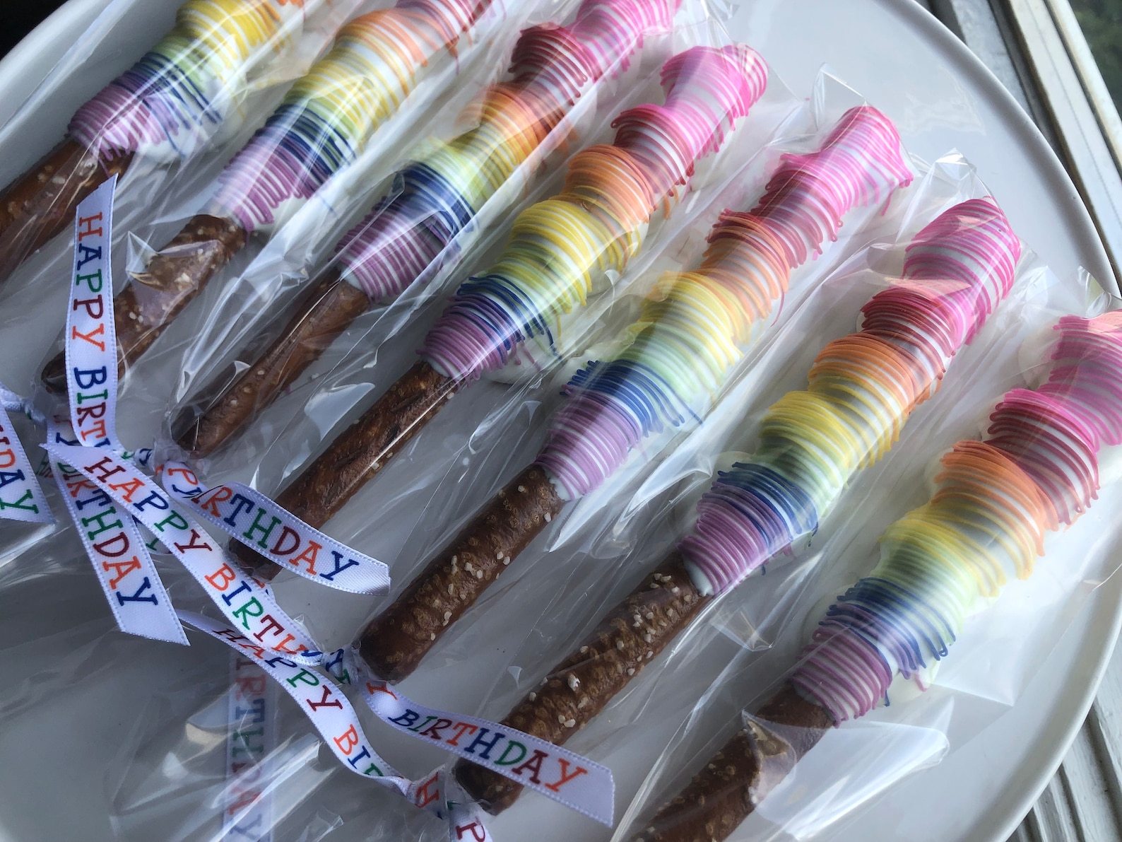 Rainbow Chocolate Caramel Pretzels, Candy Land Theme, Rainbow Party ...