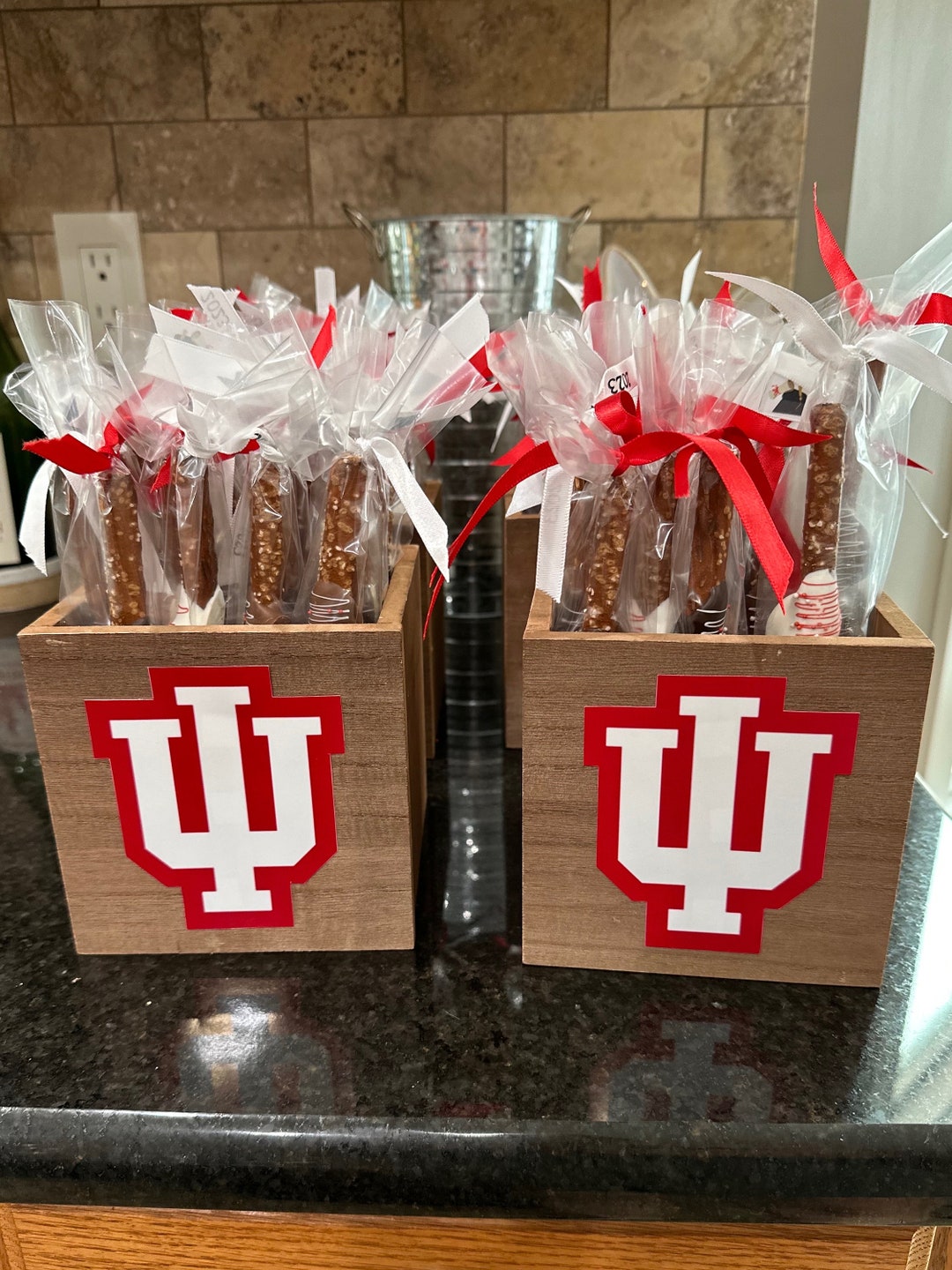 1 Dozen Graduation Chocolate Pretzels, Graduation Favors, Class of 2025 ...