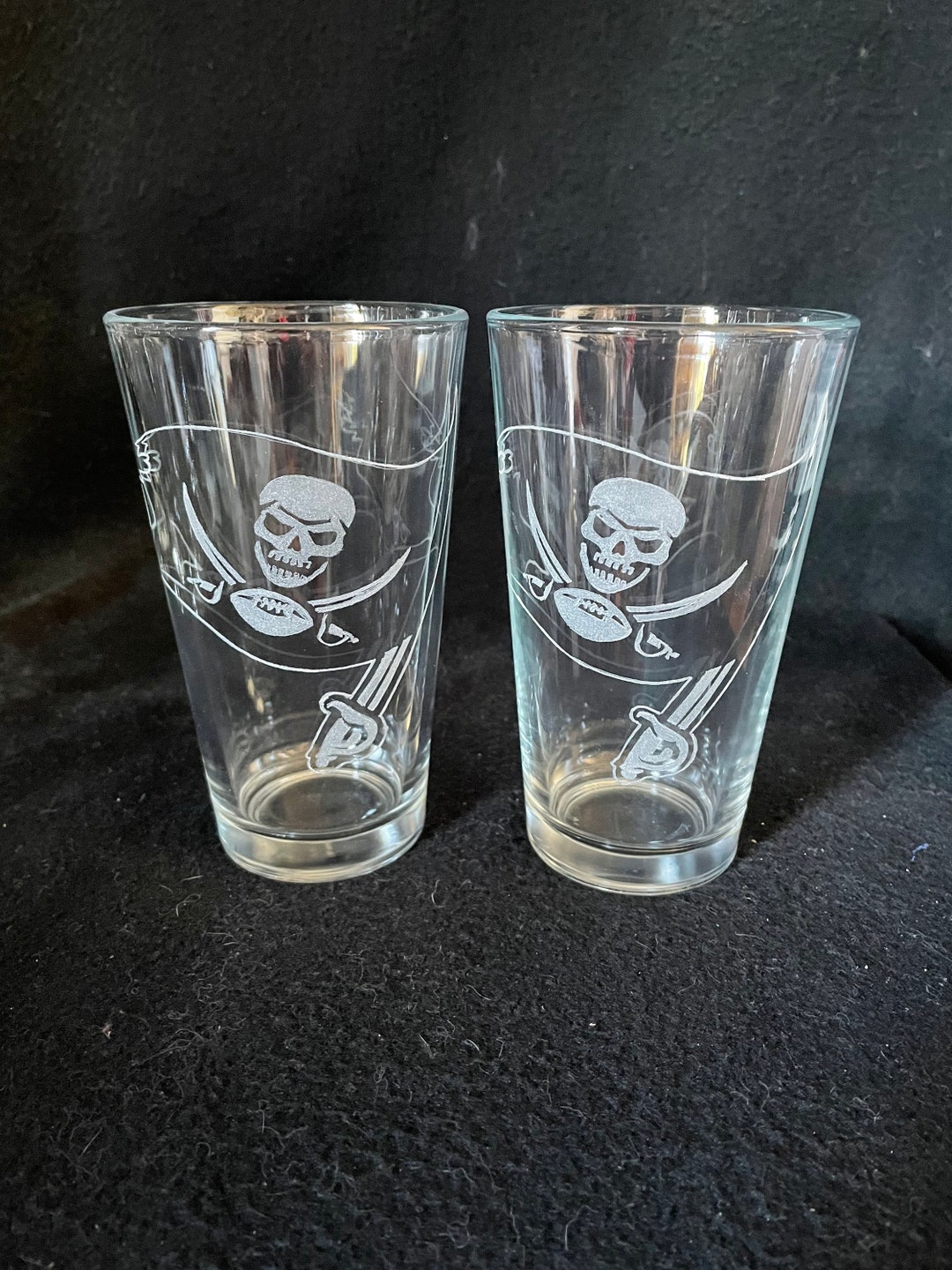 Tampa Bay Buccaneers Hand Etched Pint Glasses - Etsy UK