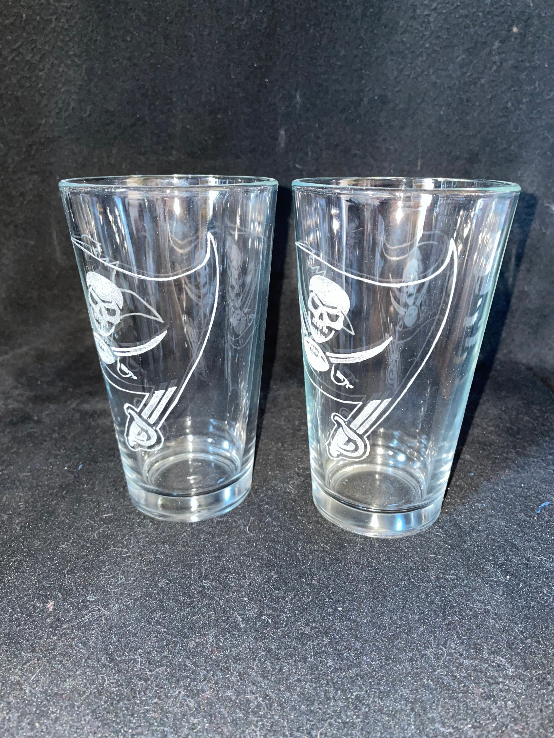 Tampa Bay Buccaneers Hand Etched Pint Glasses - Etsy UK