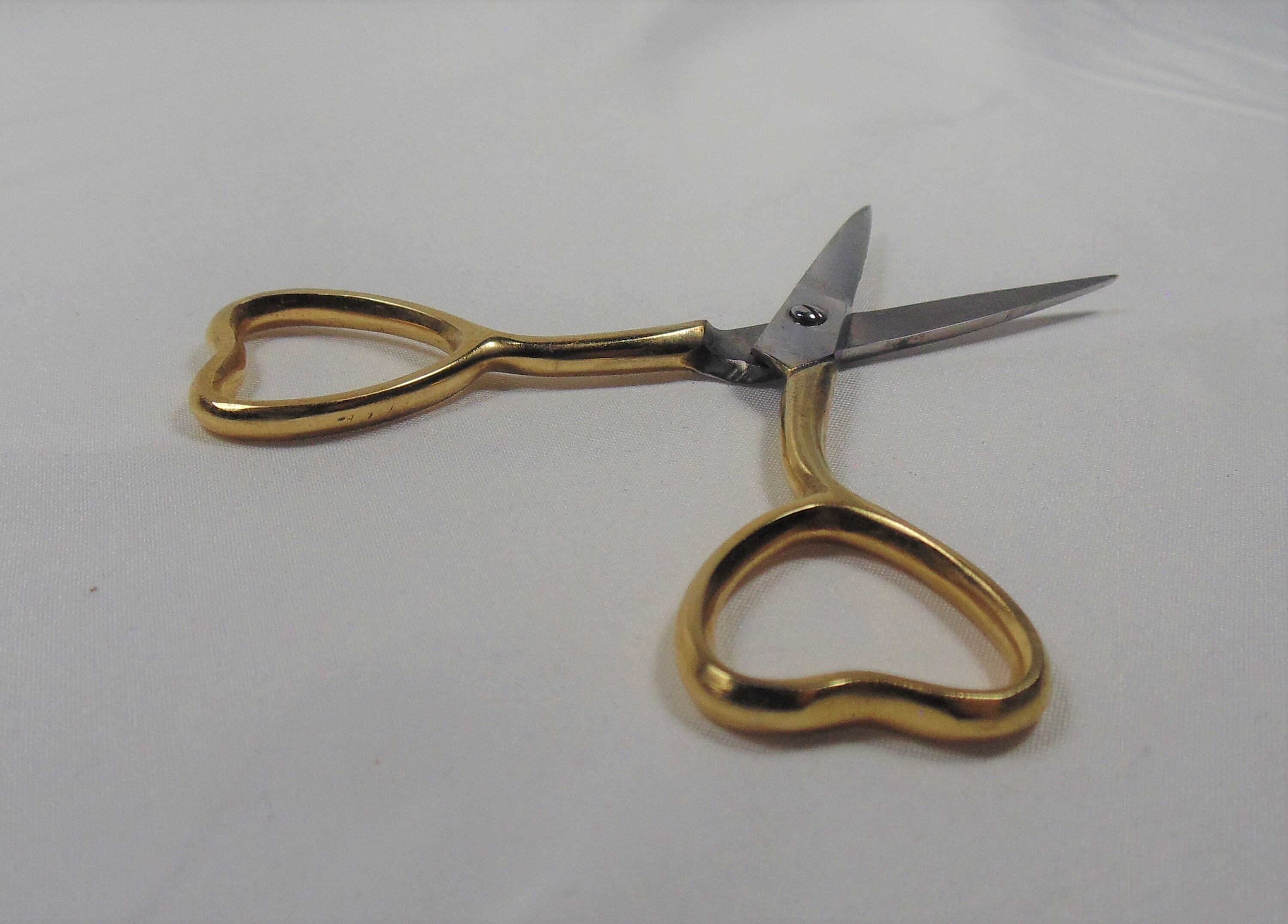 Needle Point Scissor Heart Themed 3.5" Inches (handmade) - Etsy