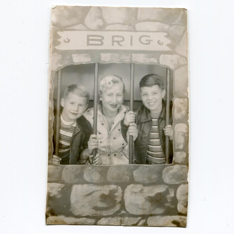 Jail Photo Booth - Etsy