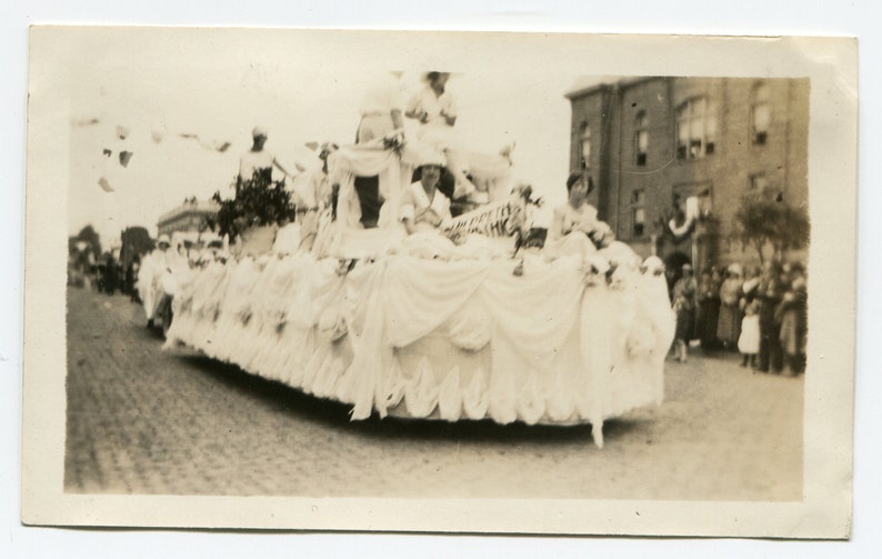 Parade Float Vintage Snapshot Photo - Etsy