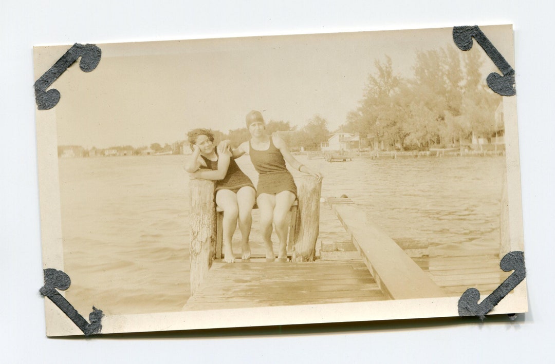 Lean on Me, Vintage Snapshot Photo - Etsy
