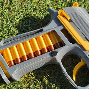 Mercutio's Dagger 9mm Gun From Romeo + Juliet Prop Replica Taurus PT99 ...