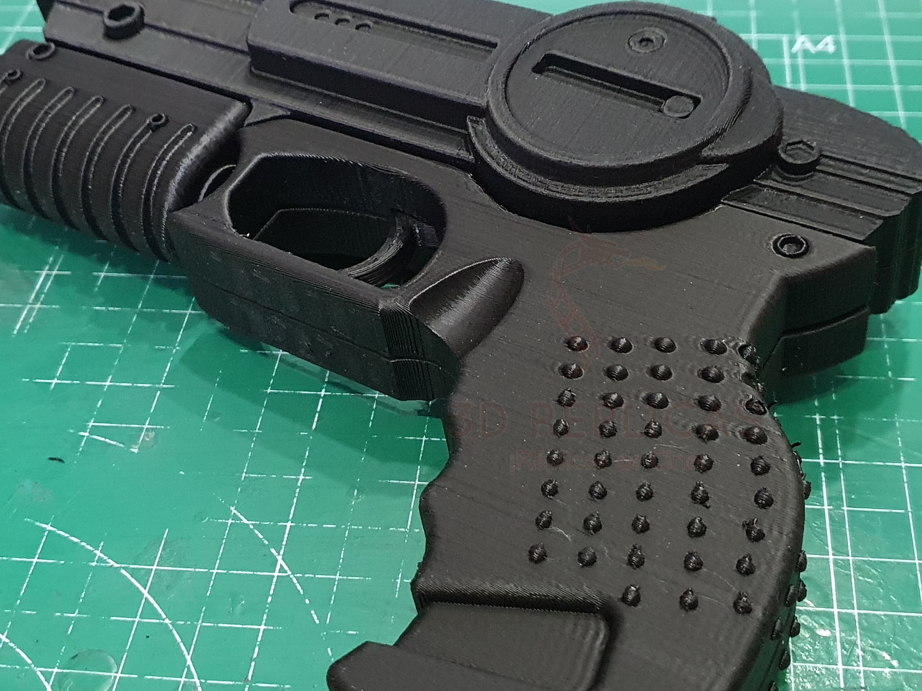 I Robot Will Smith Del Spooner Pistol Gun Blaster Cosplay Prop | Etsy