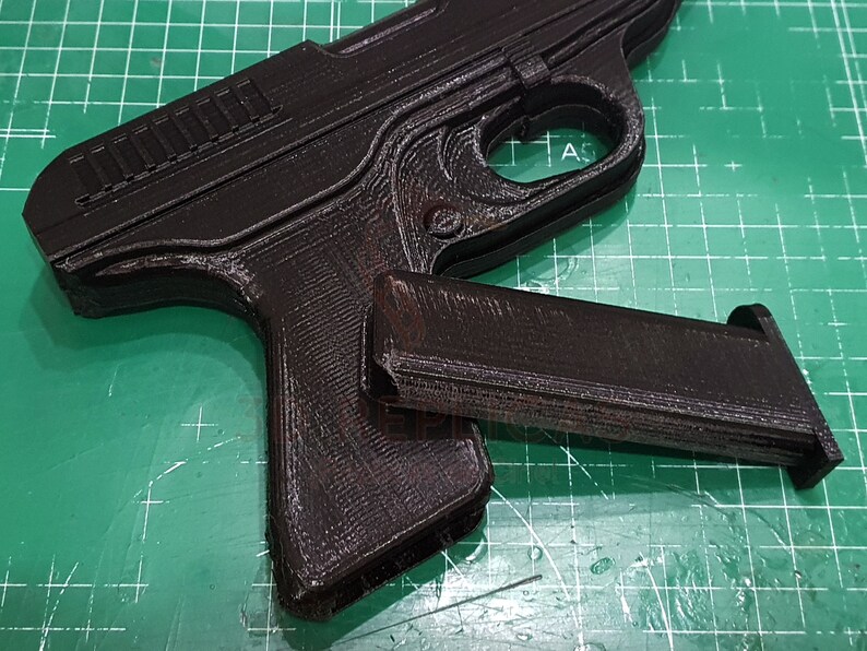 Aliens HK VP70 Hand Gun Prop Replica Pistol USCM Colonial | Etsy