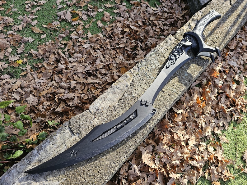 Predator Badlands Yautja Dek STUNT (all Black) Sword Folding Plasma ...